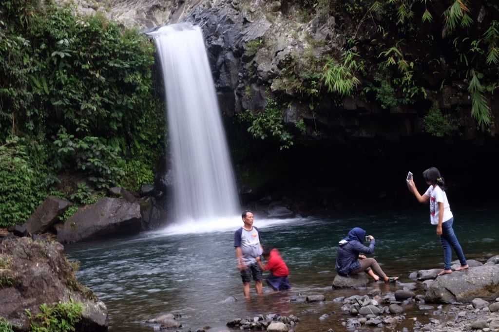 Curug Bayan dan Jenggala, Tempat Favorit Berfoto di Baturraden